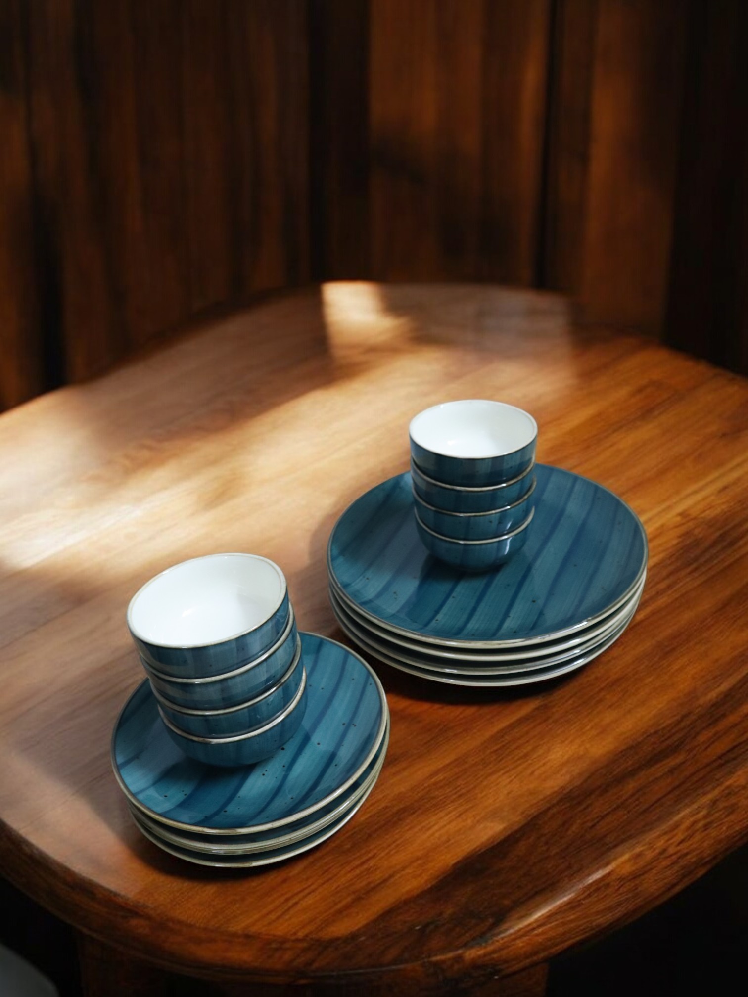 Emerald Luxe Dinner Set Elegant Tableware for Dining Experience